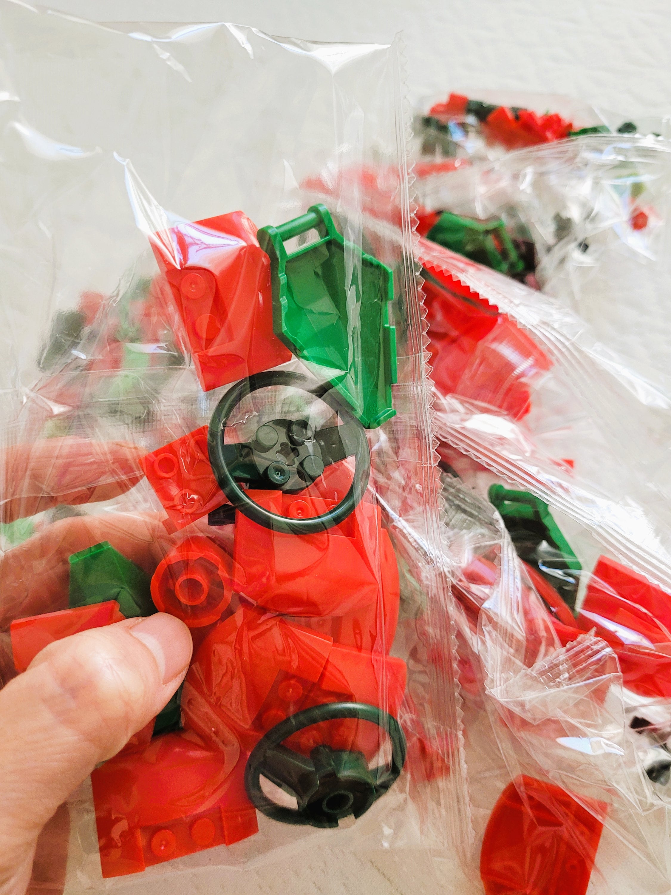 9 Red Rose Boutique Building Blocks 522 Pieces Everlasting Rose Bouquet ...