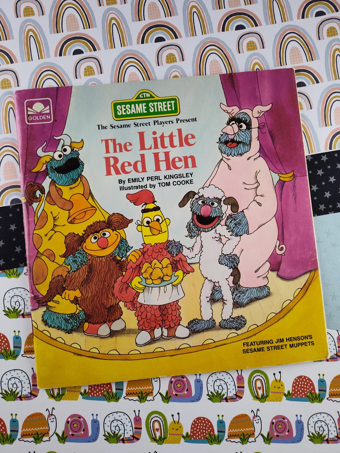 Vintage 1983 Sesame Street "the Little Red Hen" Golden Softcover - Etsy