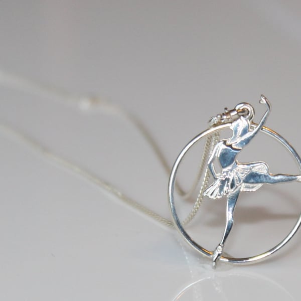 Dance Necklace - Etsy