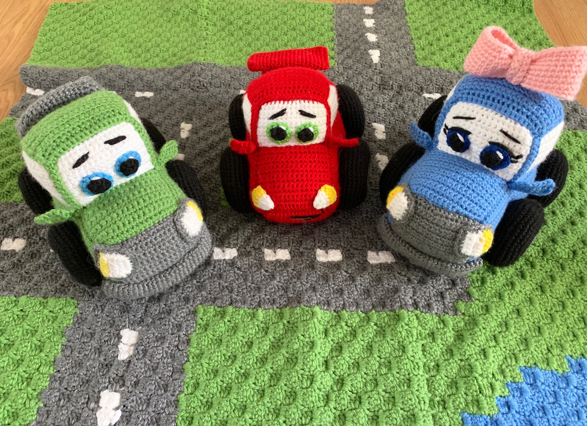 CROCHET PATTERN: Flash the Race Car / Amigurumi / Stuffed Car | Etsy UK