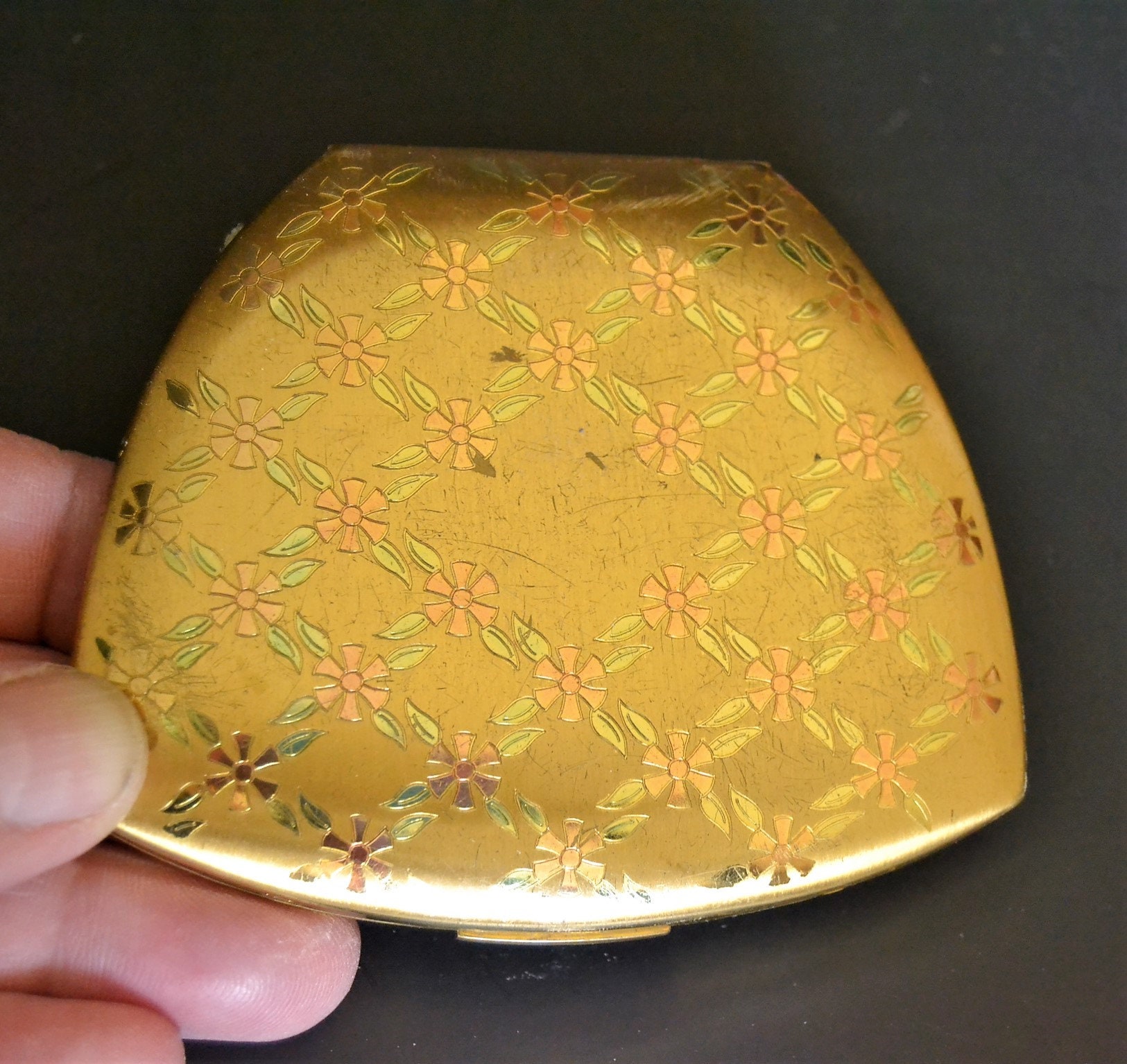 Vintage Etched Elgin American Shell Makeup Compact - Etsy
