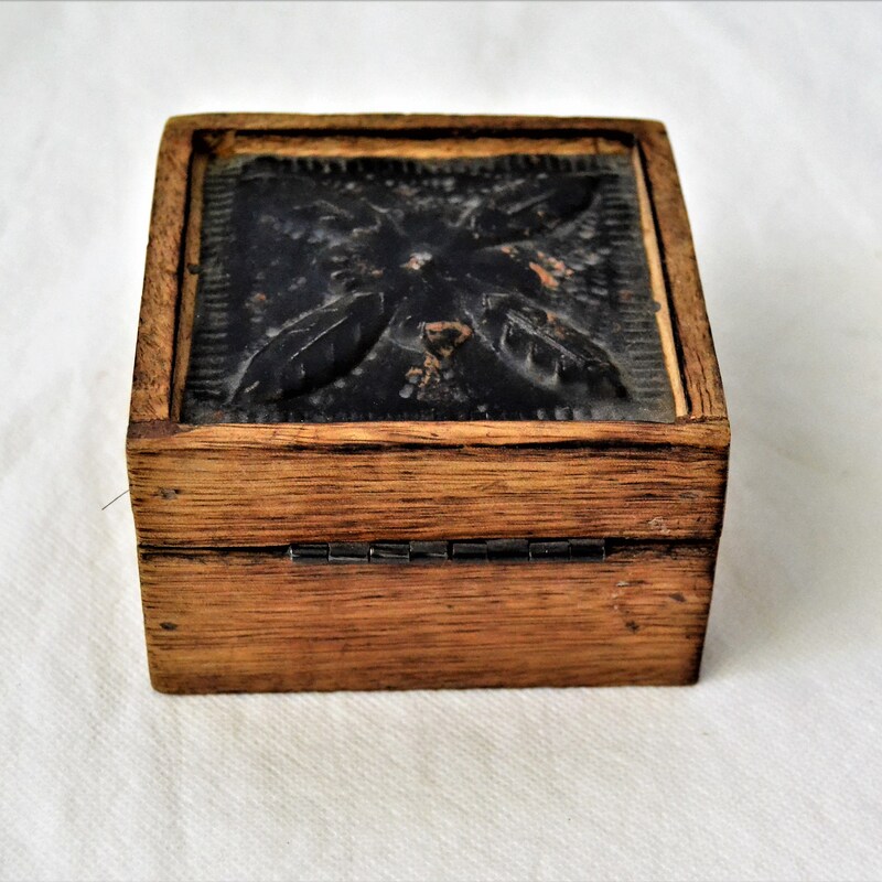 Primitive Box - Etsy