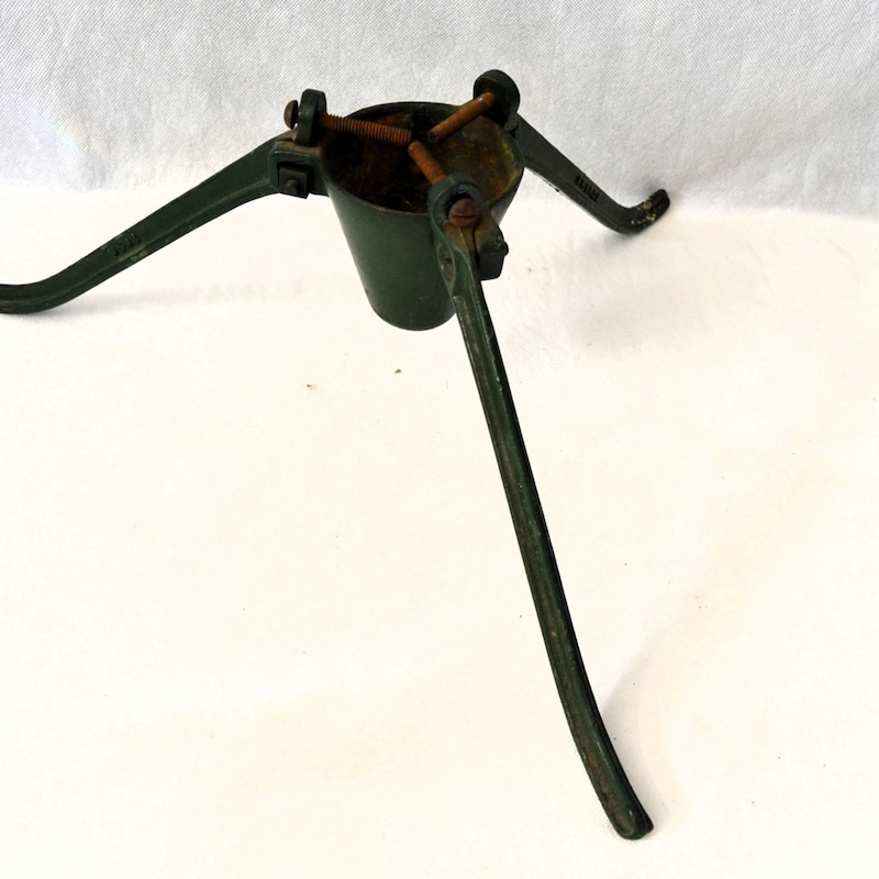 Cast Iron Tree Stand - Etsy