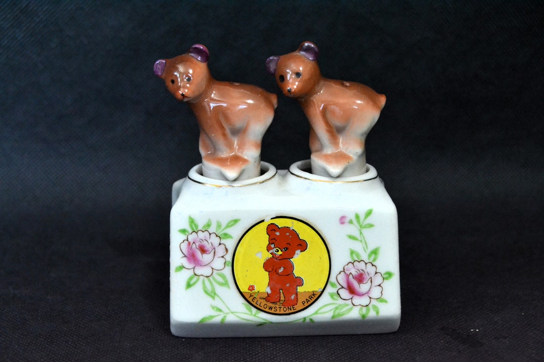 Nodding Bear Cubs Salt and Pepper Shakers - Yellowstone Park Souvenir ...