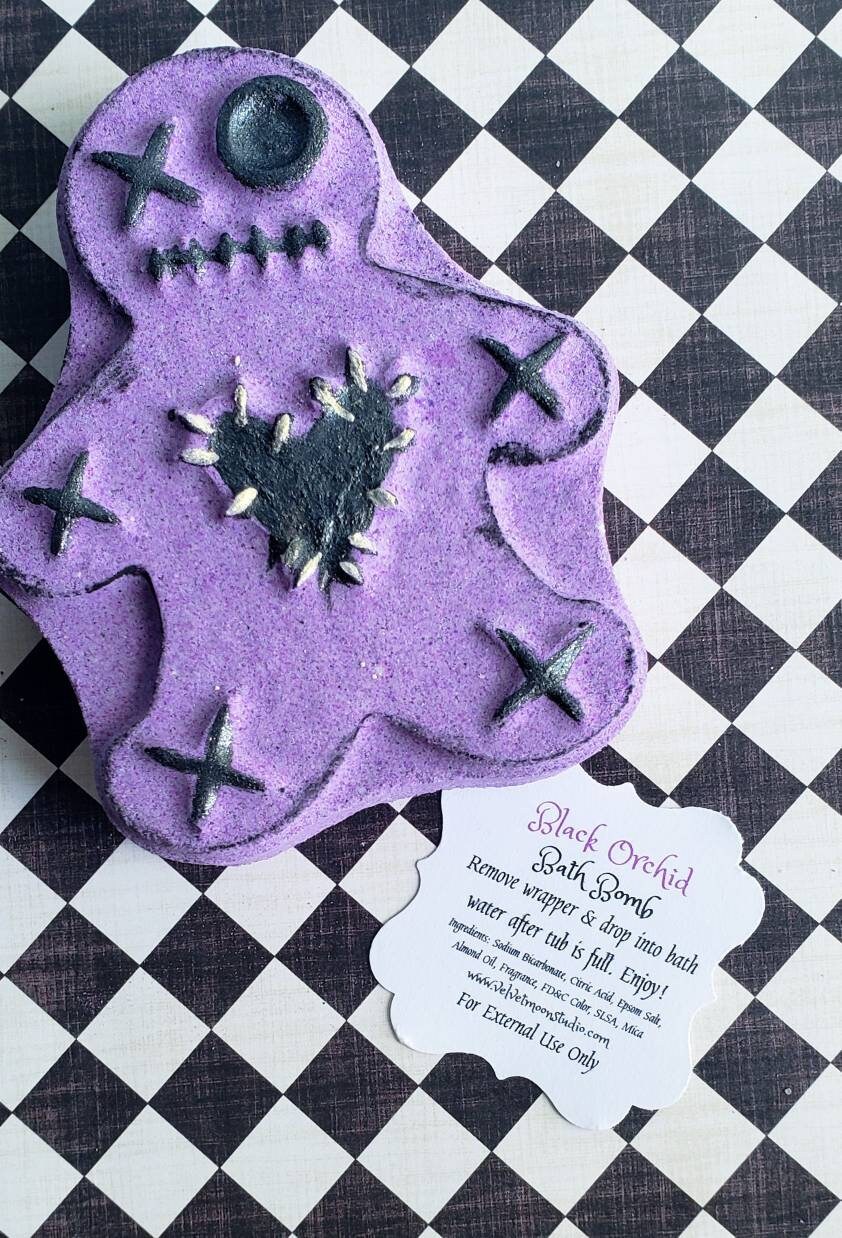 Voodoo Doll Bath Bomb Halloween Bath Bomb Witchy Gift - Etsy
