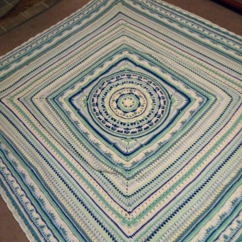 Handmade Atlanticus Mandala Afghan - Etsy
