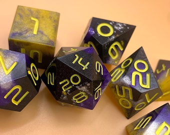 Ace-teroid Asexual Pride Resin Sharp Edge Dice Set 7 for Role Playing ...