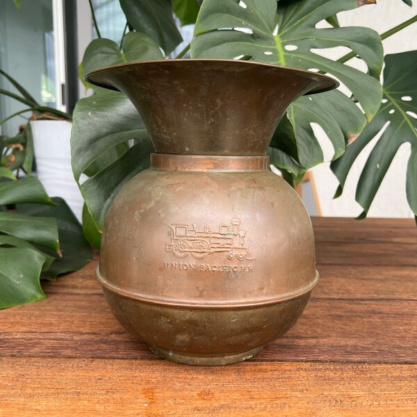 Spittoon - Etsy
