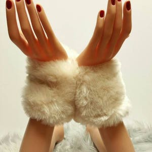Faux Fur Arm Warmers: Fluffy Luscious Pink Tip Arm Warmers, off White ...