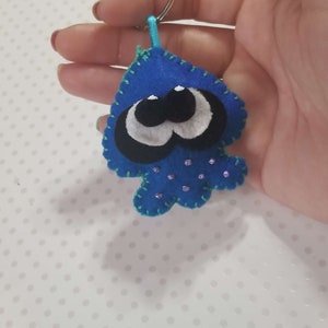 Felt and Fleece Plushie Squid Keychain - Splatoon Inspired - Etsy