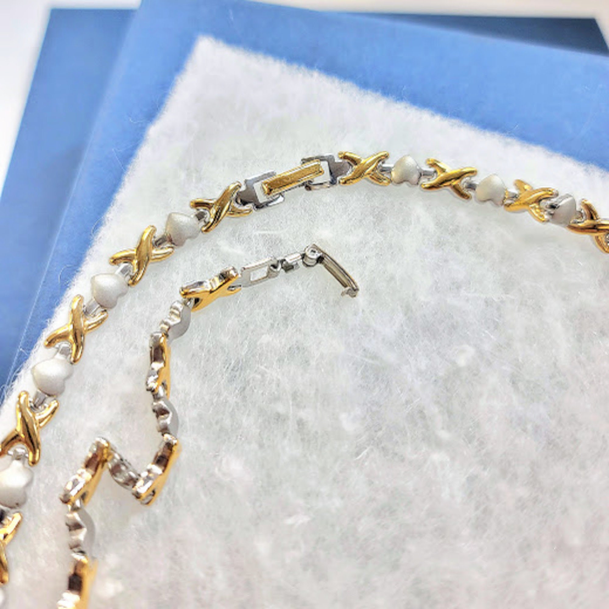 XOXO Jewelry Set Hugs and Kisses Necklace and Bracelet Jewelry - Etsy