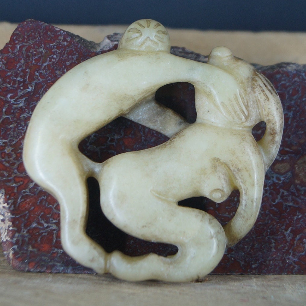 Jade Netsuke Rock Porn. Crown Chakra - Etsy