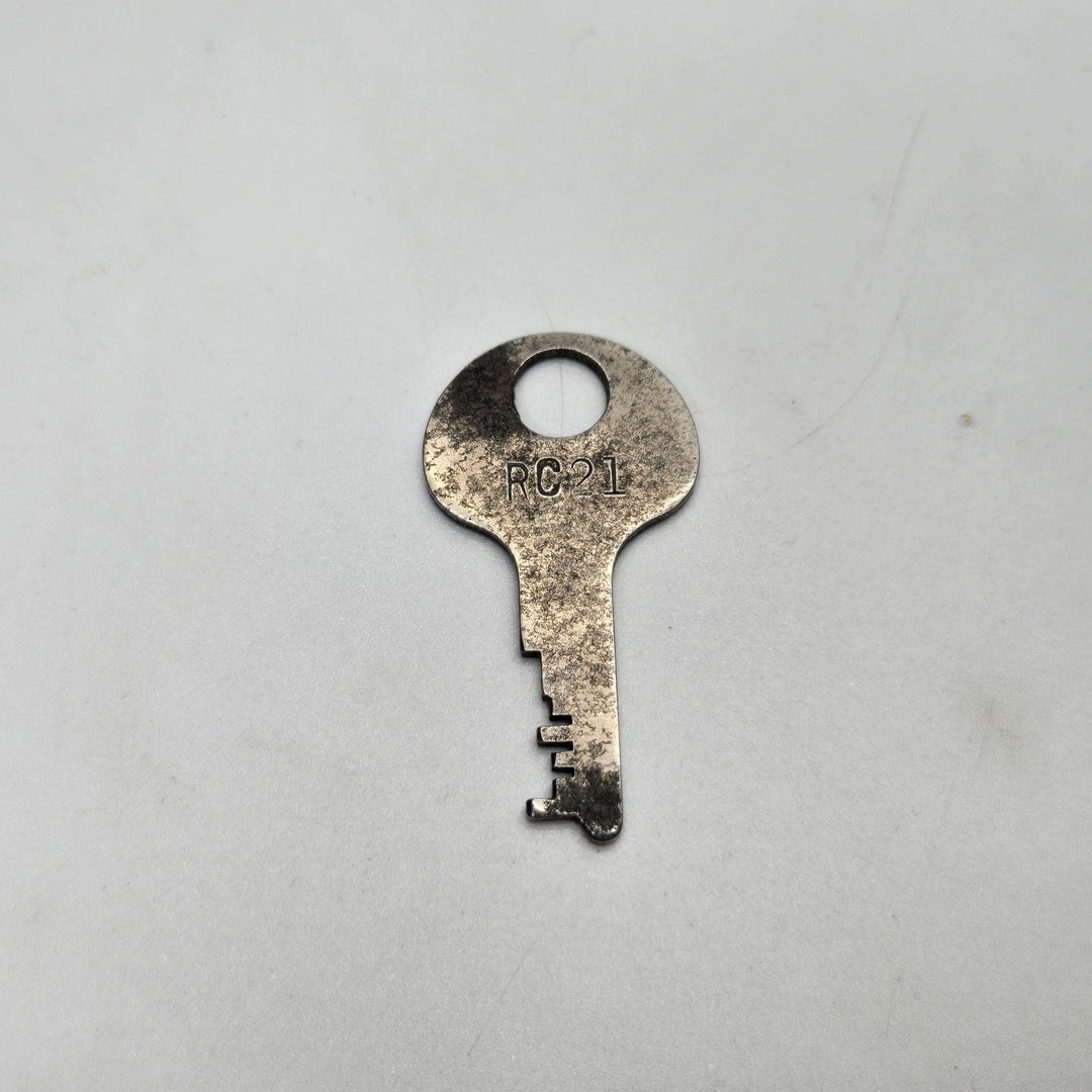 Antique Steamer Trunk Key Luggage Key Corbin RC21 - Etsy