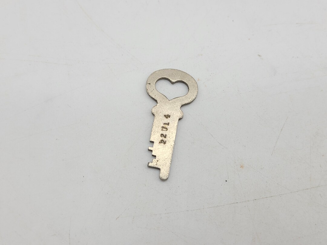 Antique Steamer Trunk Key Eagle 2214 - Etsy