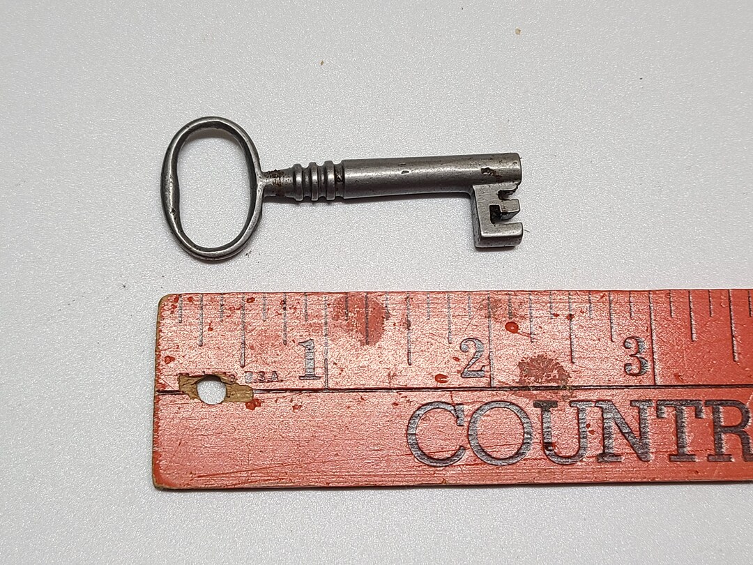 Antique Furniture Key Victorian Key Dawer Door Cabinet Key Unusual Bit ...