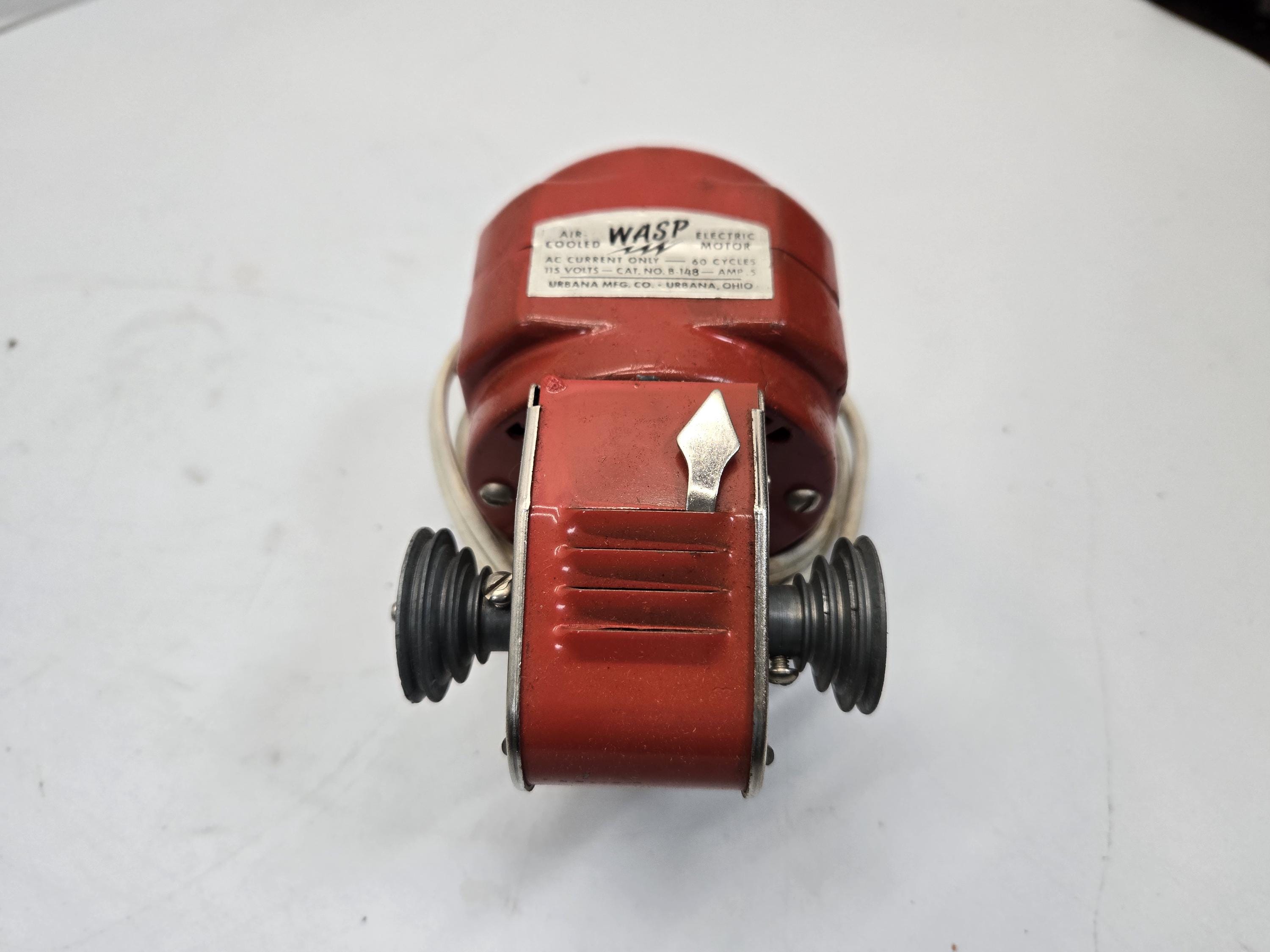 Vintage Wasp Electric Motor W/ Pulleys for Erector Type Sets Vintage ...