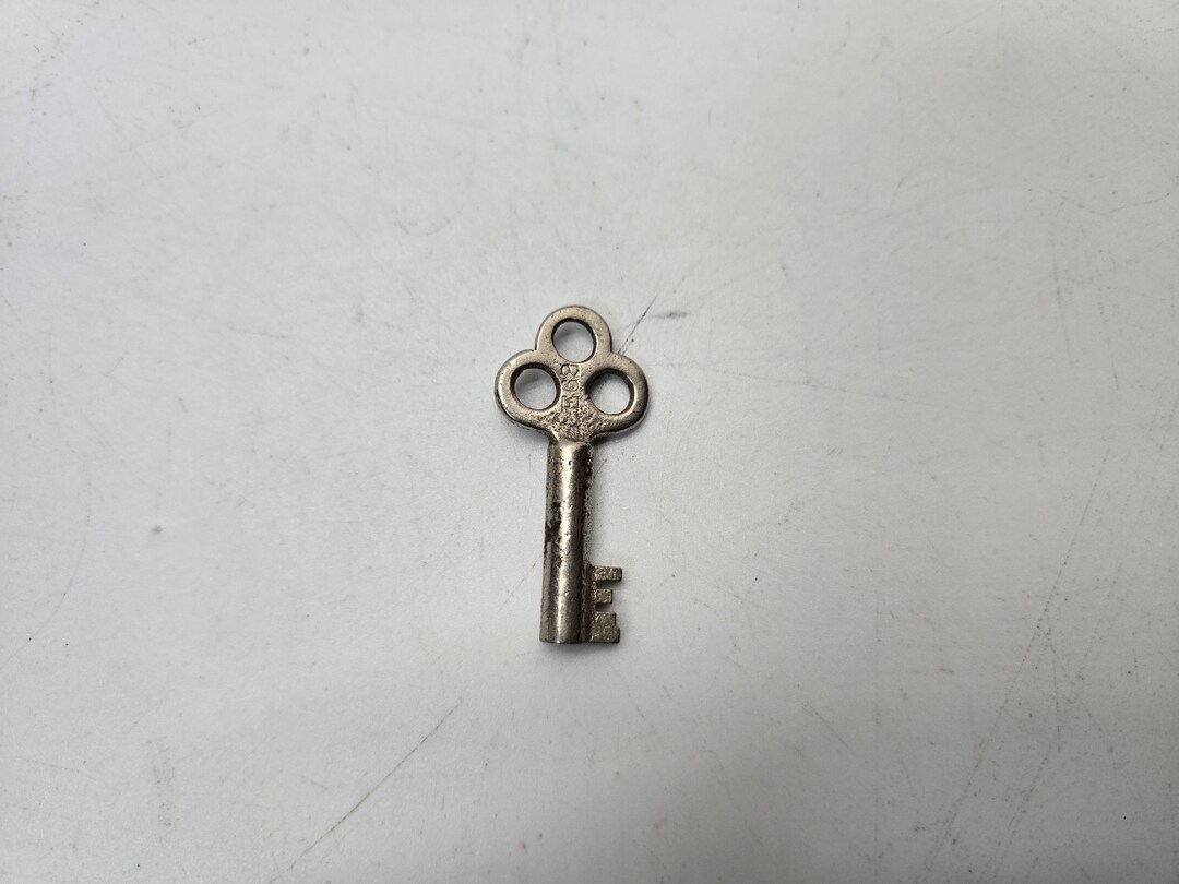 Antique Yale & Towne E62 Trunk/steamer Key Same as Corbin T8 - Etsy