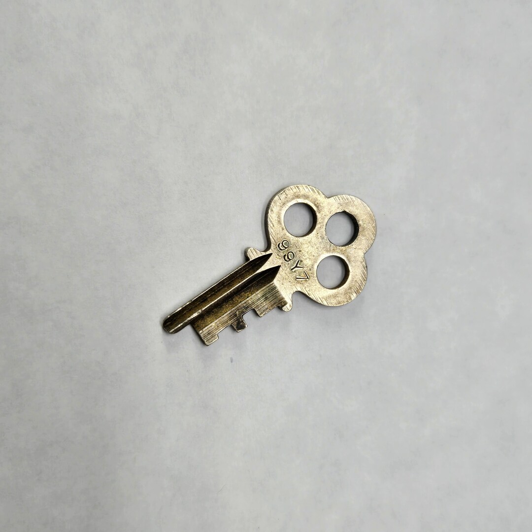 Antique Steamer Trunk Key Eagle Lock Co 99Y7 - Etsy