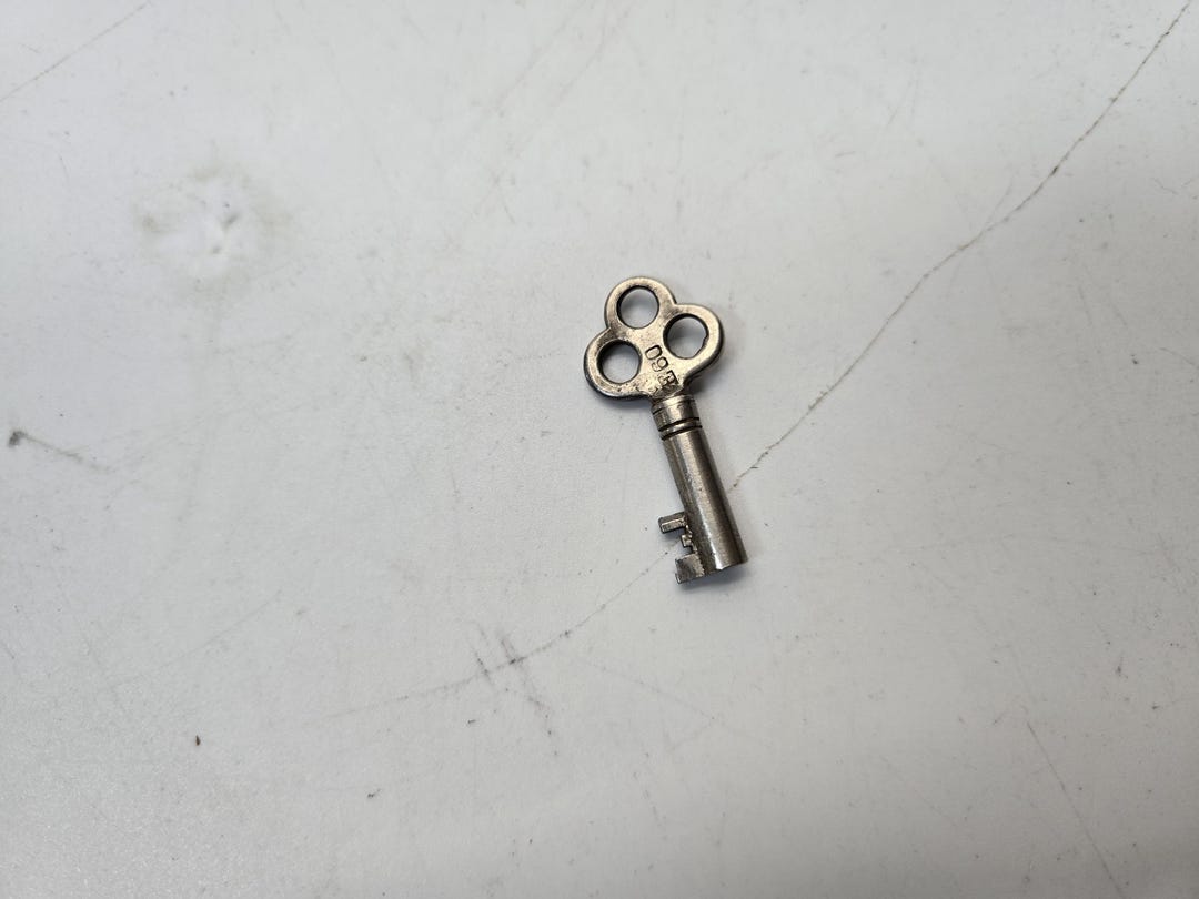 Antique Yale & Towne E60 Trunk/steamer Key Same as Corbin T9 - Etsy