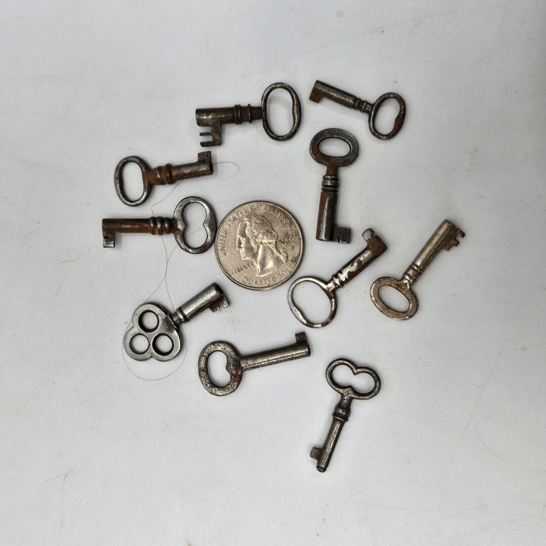 Lot of 10 Antique Small Tiny Miniature Keys Barrel Jewelry Box Keys ...