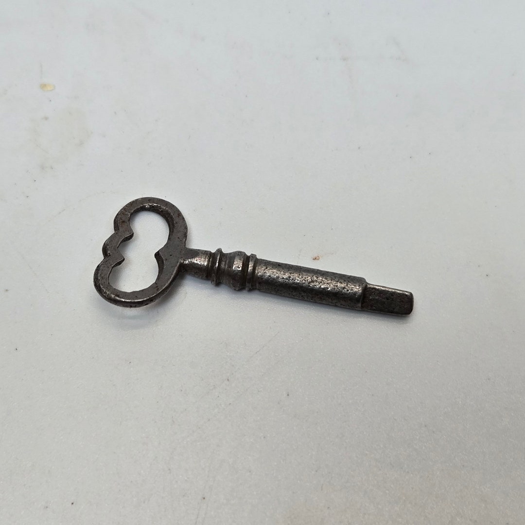 Antique Triangle Shaft Sewing Machine Key - Etsy