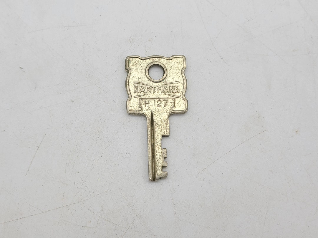 Antique Hartmann H127 Luggage Trunk/steamer Lock Key - Etsy