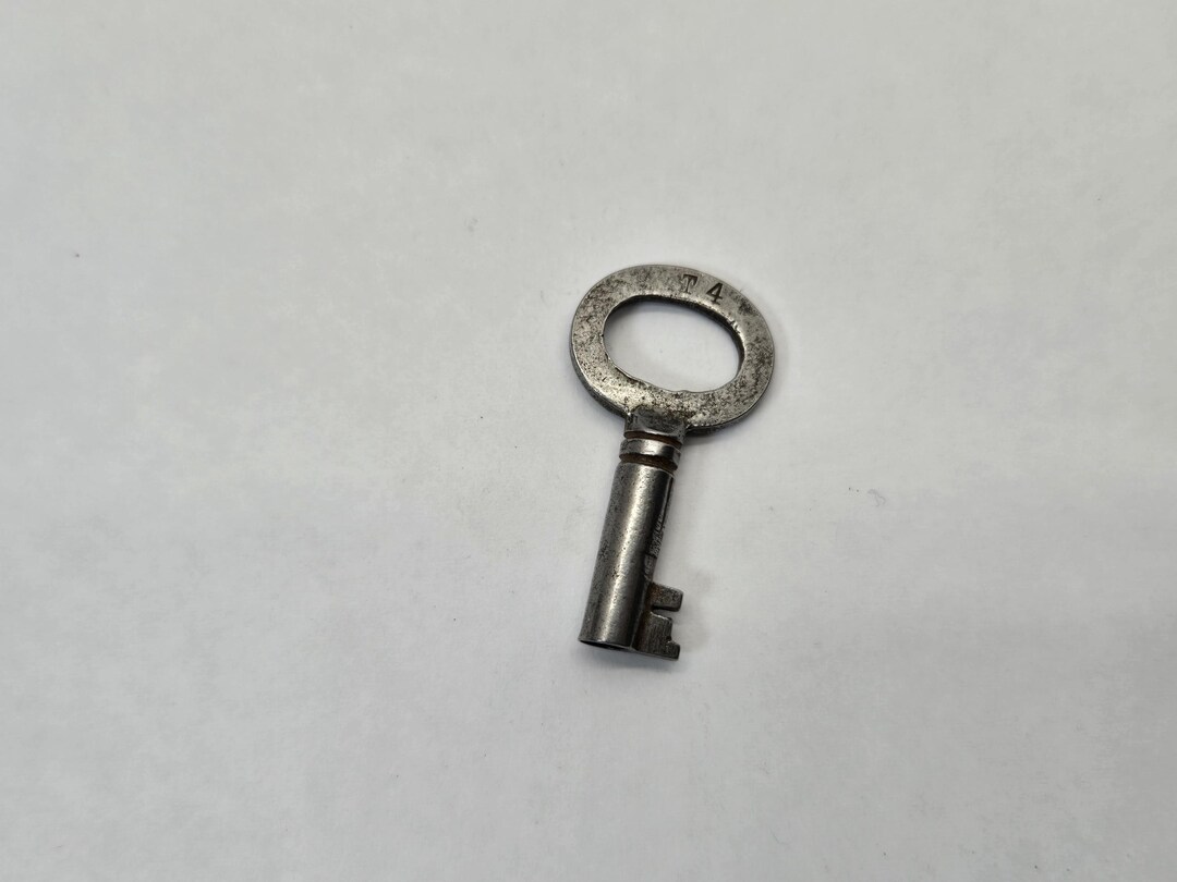 Antique Corbin T4 Steamer/trunk Barrel Key Trunk Lock Key - Etsy