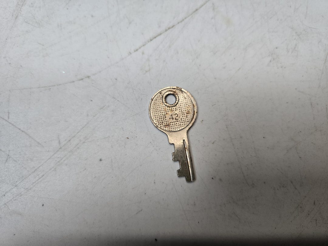 Antique Original Excelsior 42 #42 Luggage Key Harley Davidson Panhead ...
