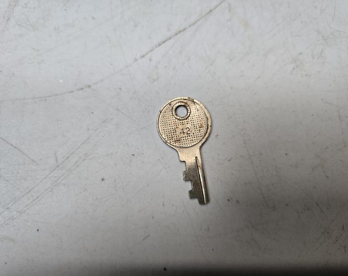 Antique Original Excelsior 42 #42 Luggage Key Harley Davidson Panhead ...