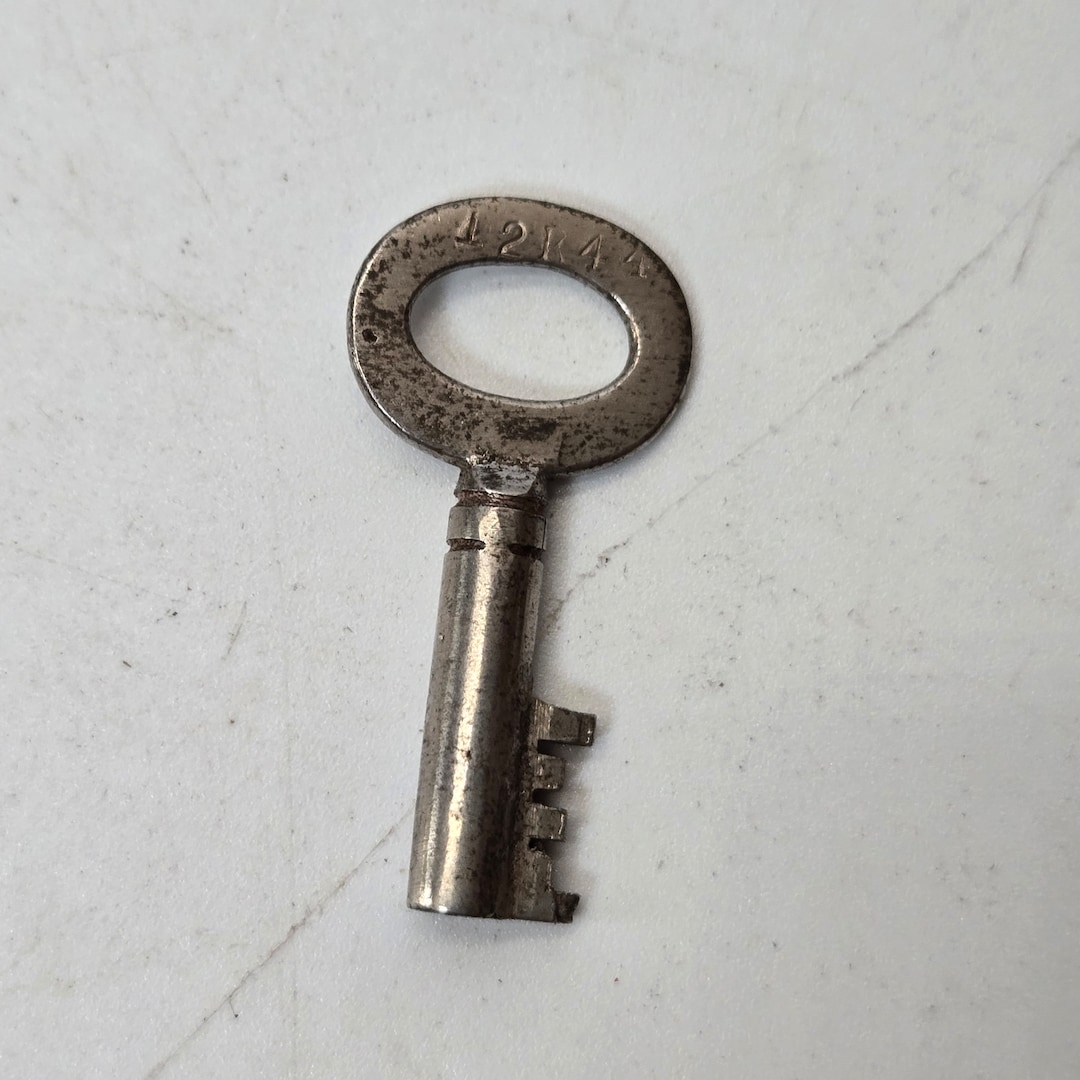 Antique Eagle Barrel Trunk/steamer Lock Key 12K Series 12K44 - Etsy