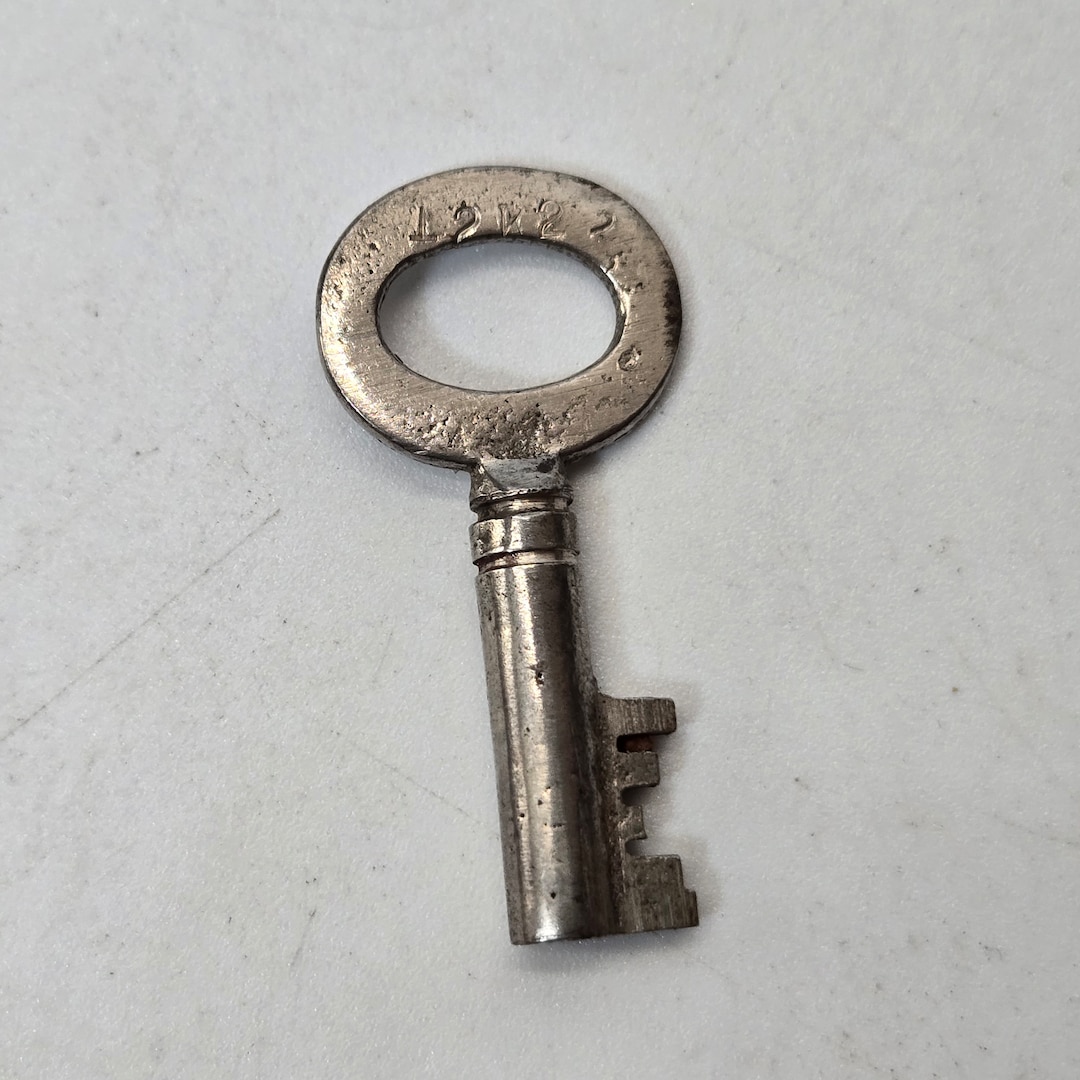 Antique Eagle Barrel Trunk/steamer Lock Key 12K Series 12K22 - Etsy
