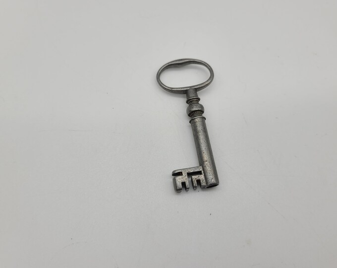 Antique Iron Furniture/cabinet Lock Key Unusual Ornate Cut - Etsy