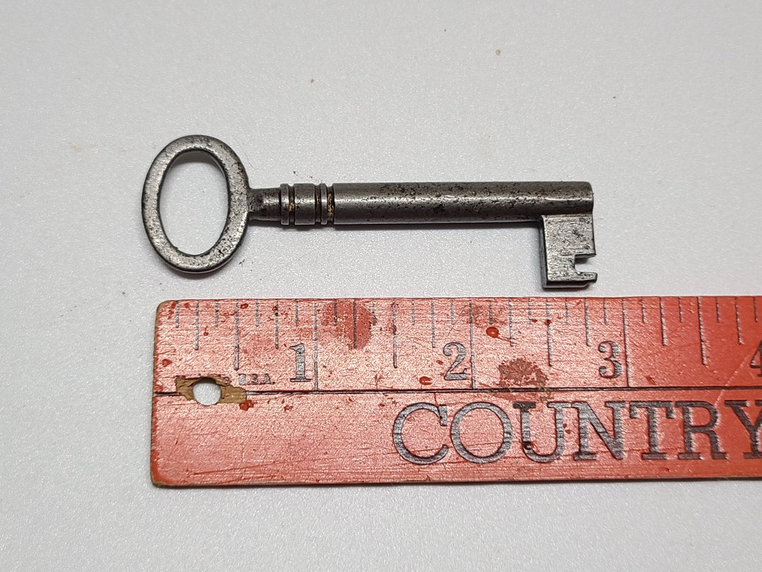 Antique Furniture Key Victorian Key Dawer Door Cabinet Key Unusual Bit ...