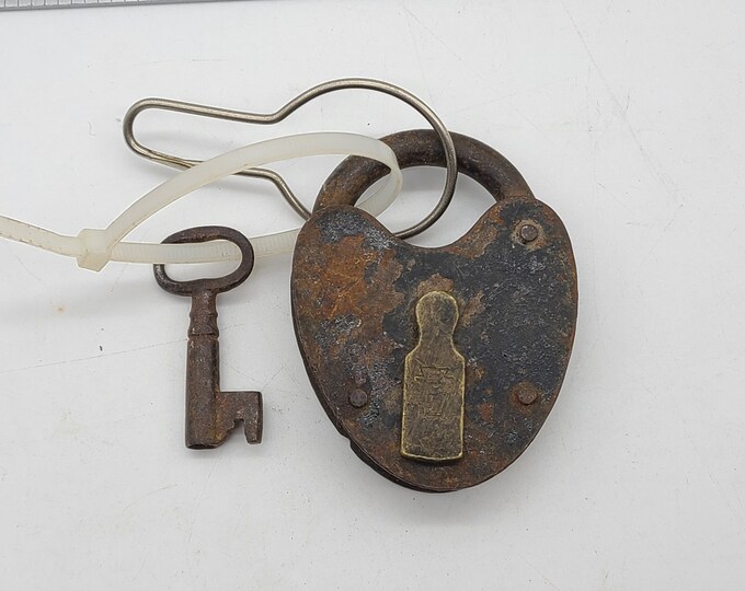 Antique Early Primitive Iron Padlock Brass Key Hole Cover and Key Works ...