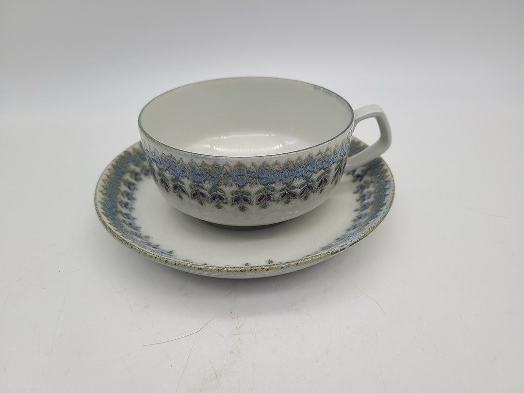 Antique Royal Copenhagen Denmark Large Tea Cup and Saucer Beehive Mark ...