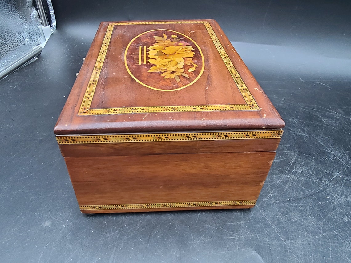 Fancy Antique Wood Box With Fancy Floral Inlay W/ Key - Etsy