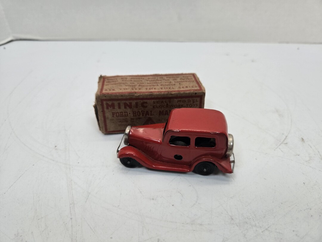Triang Minic Tin Windup 1940's Ford Royal Mail Van RED in Original Box ...