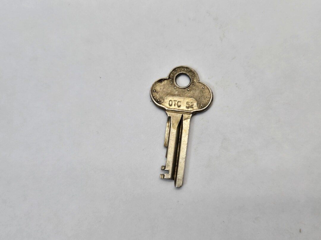 RARE Yale Towne OTC-52 Trunk Steamer Cabinet Lock or Luggage Key - Etsy