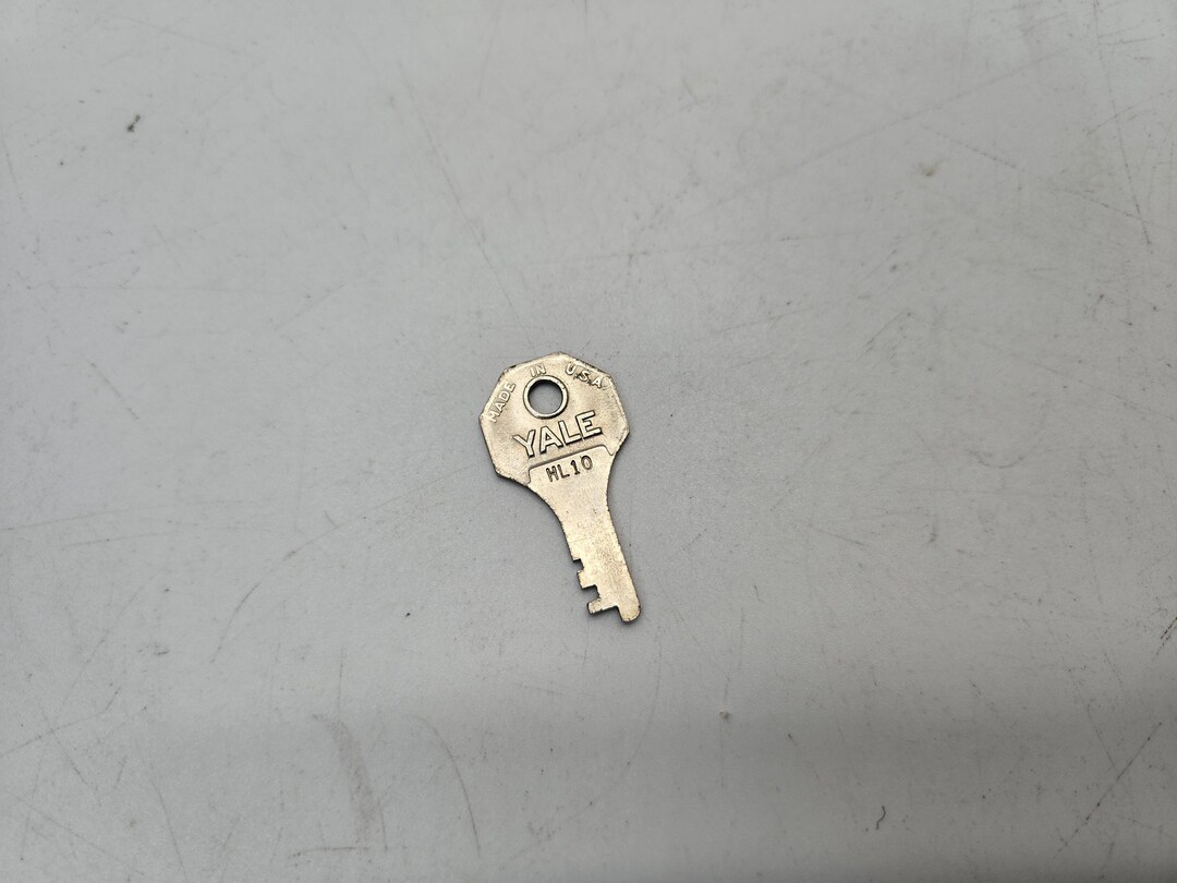 Yale & Towne HL10 Trunk/steamer Antique Luggage Key HL Series HL10 - Etsy