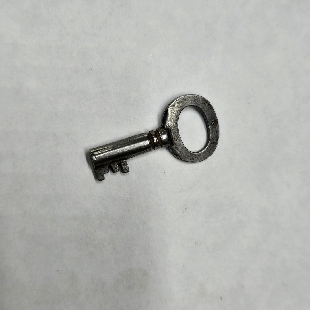 Eagle Lock Co O Steamer/trunk Antique Luggage Key - Etsy