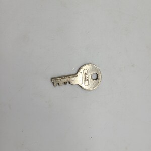 Antique Original Excelsior Luggage Suitecase Trunk/chest Key #442 - Etsy