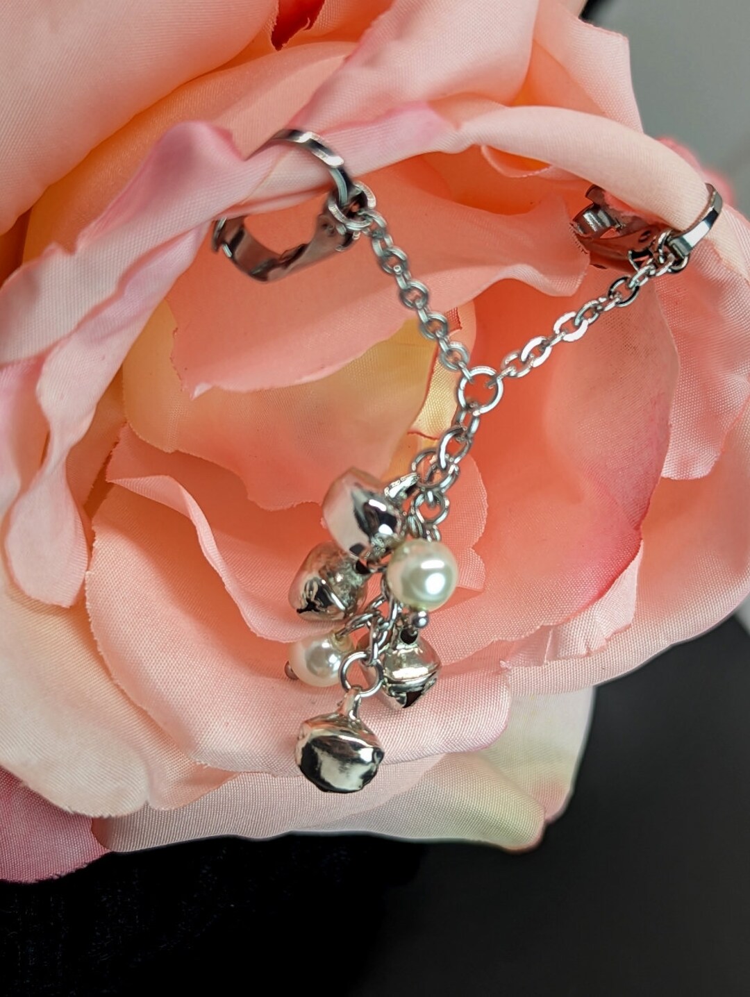 Labia Jewelry Non-pierced Intimate Clitoral Clip Bell's W/ Faux Pearls ...