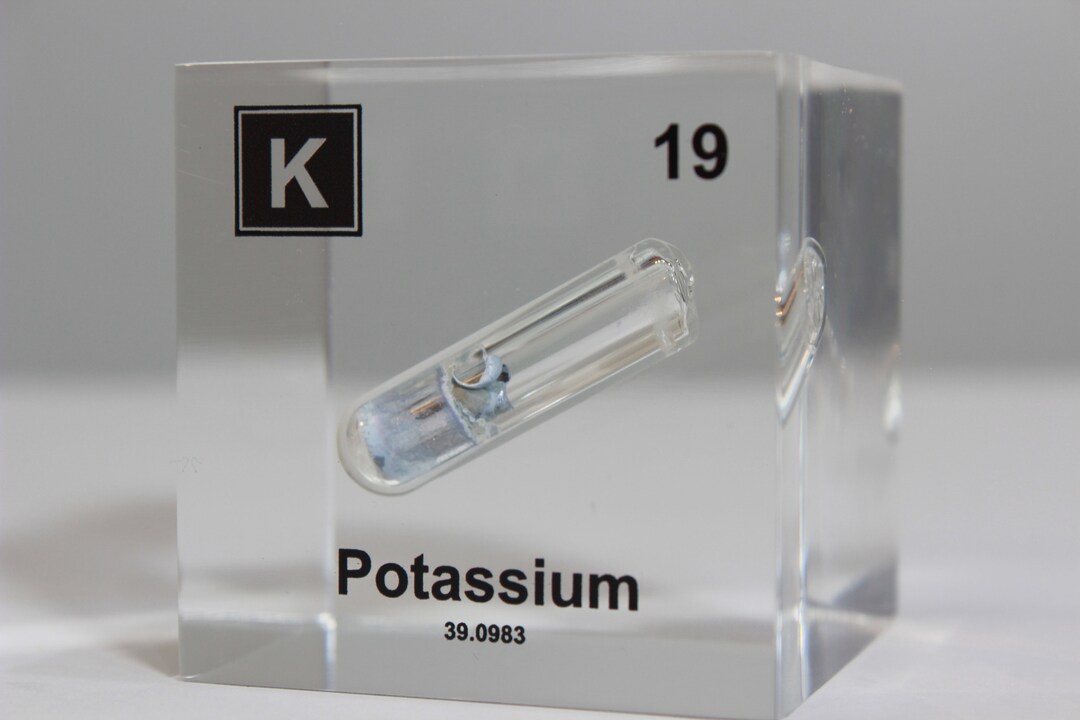 Potassium Element Cube PERIODIC TABLE Educational School Gift for Home ...