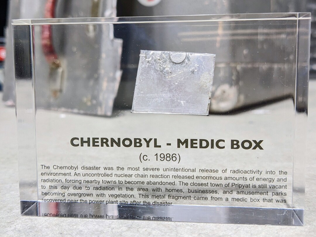 Chernobyl Medic Box Historical Student Desk Ornament Acrylic Display ...