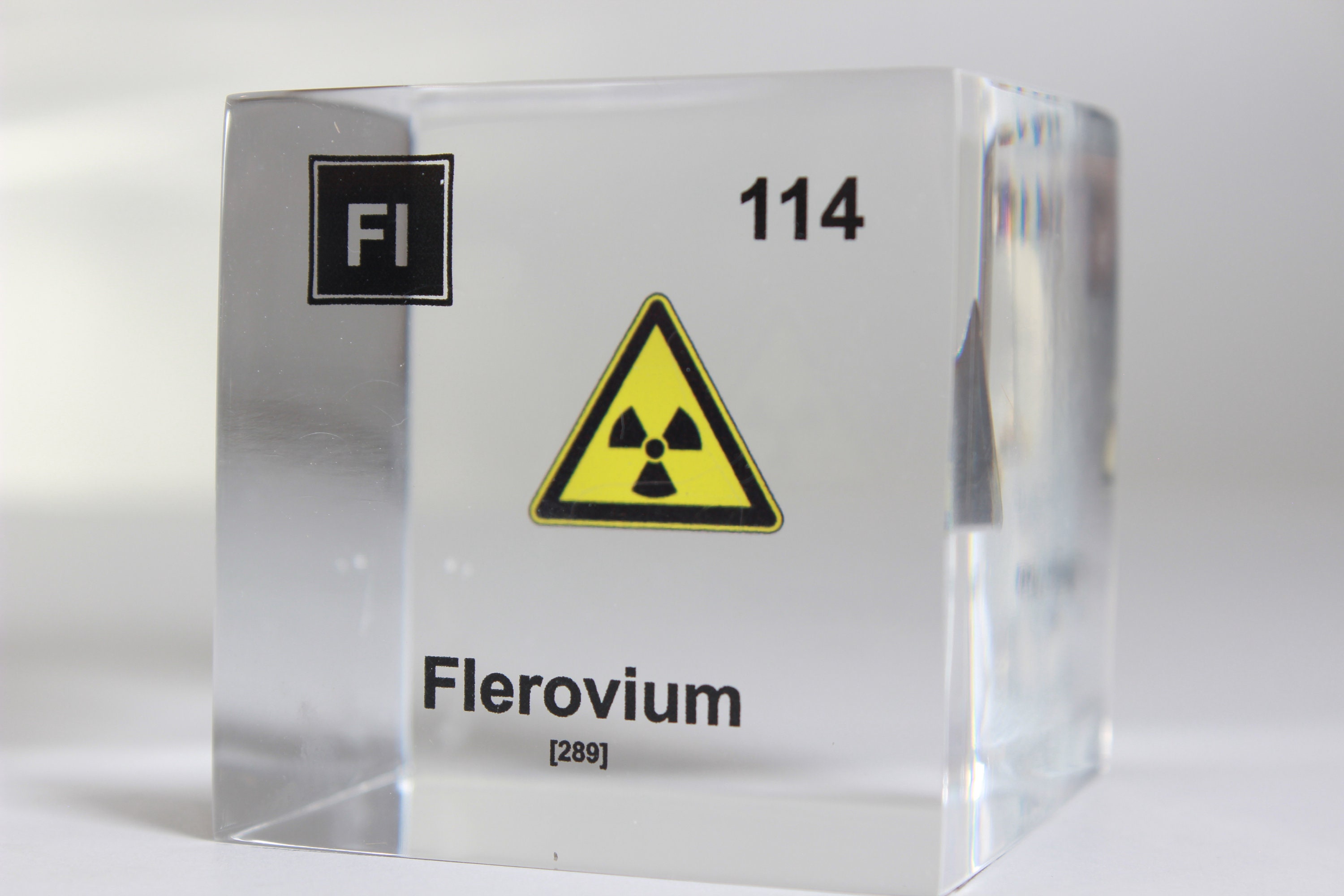 Flerovium Cube Element Chemistry Periodic Table Display for Living Room ...