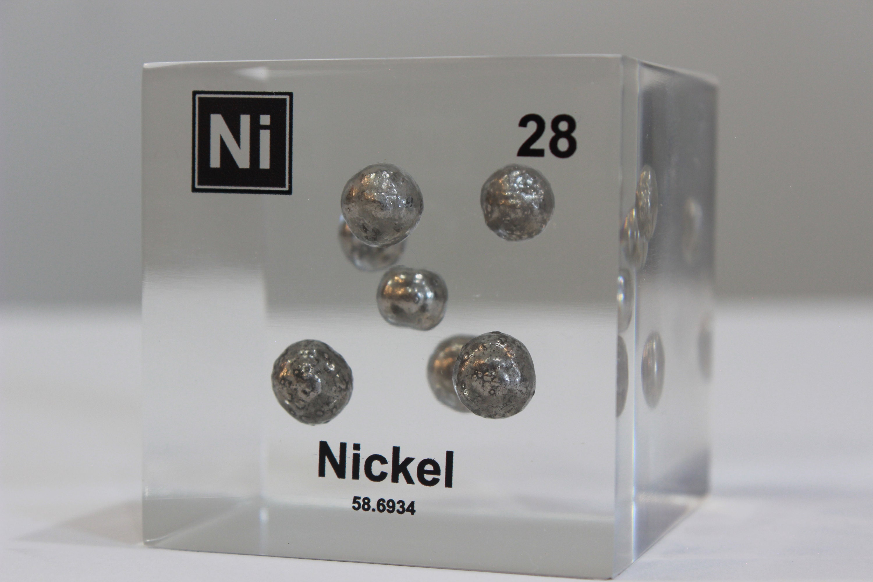 Nickel Element Picture