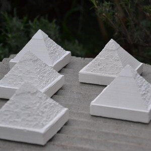 Egypt Pyramid Model, Egyptian Pyramid, Pyramid of Giza, Plaster ...