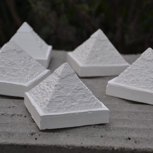 Egypt Pyramid Model, Egyptian Pyramid, Pyramid of Giza, Plaster ...