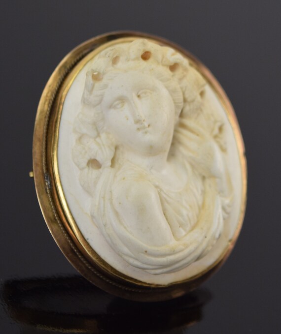 Victorian Grand Tour Bas-Relief Carved Lava 14k Gold … - Gem