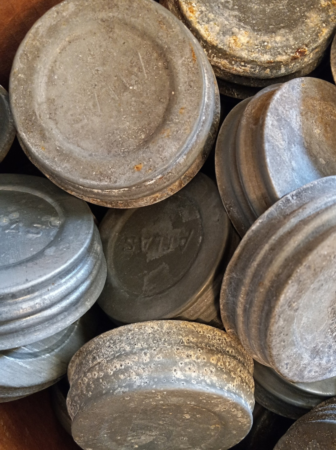 Vintage Zinc Jar Lids----set of 3 - Etsy